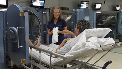 Hyperbaric Oxygen Therapy: From scuba diving to wound healing, surgical recovery to athletic ...