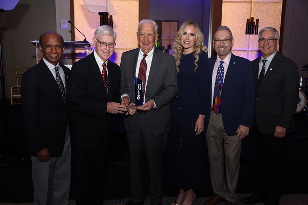 Holy Cross Health’s Evening of Gratitude Shines Light on Donors ...