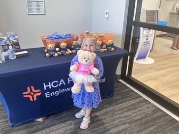 Teddy bears treated as HCA Florida Wellen Park Emergency celebrates ...